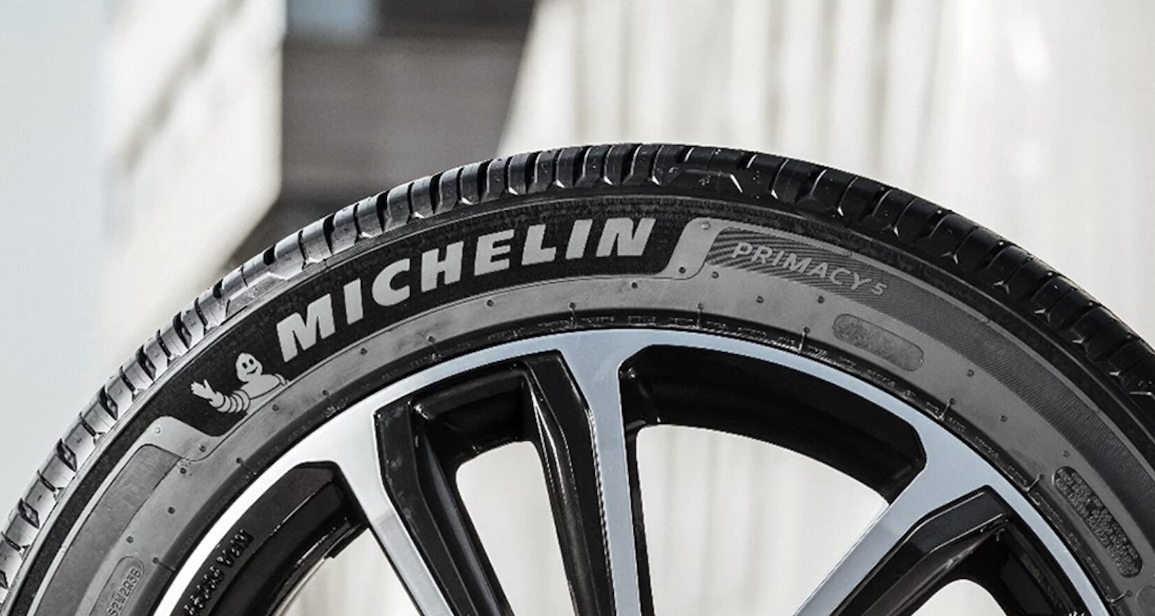 【新登場】ミシュラン PRIMACY 5の特徴や新技術を解説 - 埼玉県川越市タイヤ交換 ホイール販売店